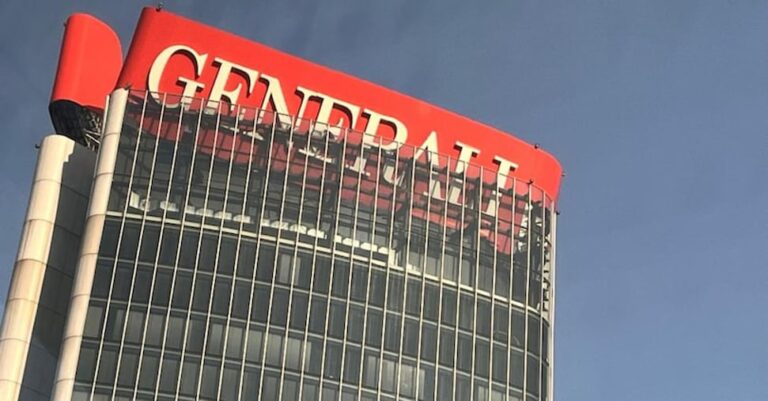Generali, insegna pericolante: 10 indagati per crollo colposo – CareerCoin